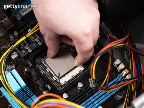 installing the microprocessor maintenance of computer processor
