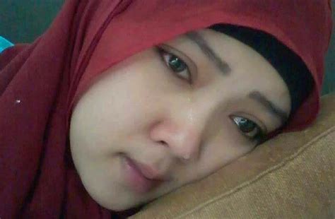 Nena Bertanya Aku Berlindung Kepada Siapa