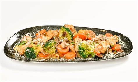 Пиле със зеленчуци Ресторант Карте