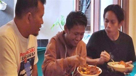 Momen Pegi Setiawan Pertama Kali Sarapan Bersama Keluarga Setelah Bebas Dari Penjara Cari Kecap