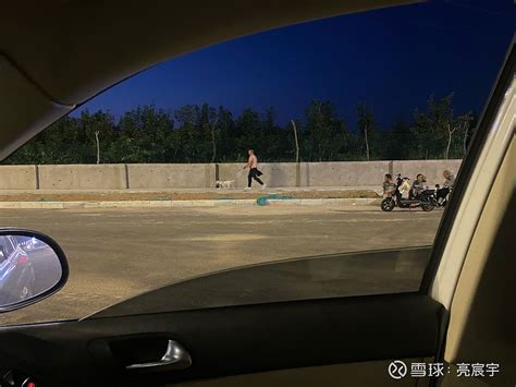 我会在老家县城买一套房 就要回省城了，我想还是写点什么吧不知不觉，两年的时间就要到了。而我，就要重回省城了，是不舍、是遗憾、是自豪、抑或是
