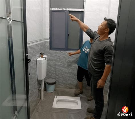 长乐乡： 厕改”工程暖人心改厕厕所村民