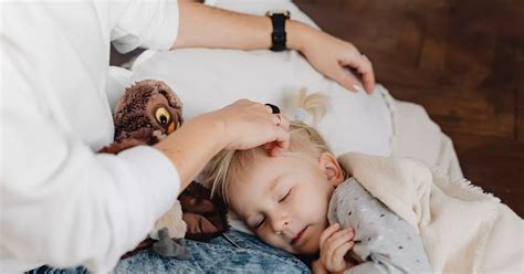 Lesser Known Signs Of Nits You May Spot In Your Neck Or Eyes Mylondon