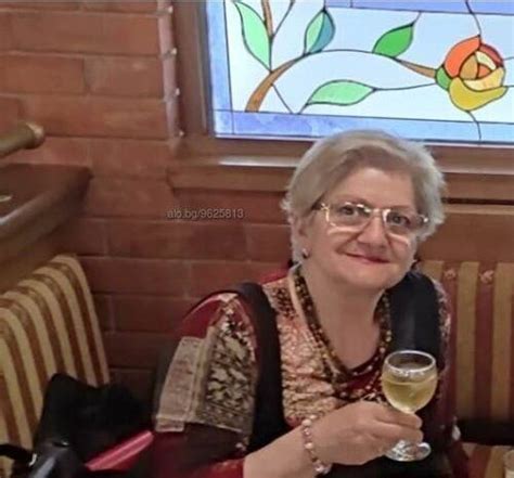 Грижа за възрастни жени почасова грижа Грижи за деца и възрастни Бургас Предлагам гриж