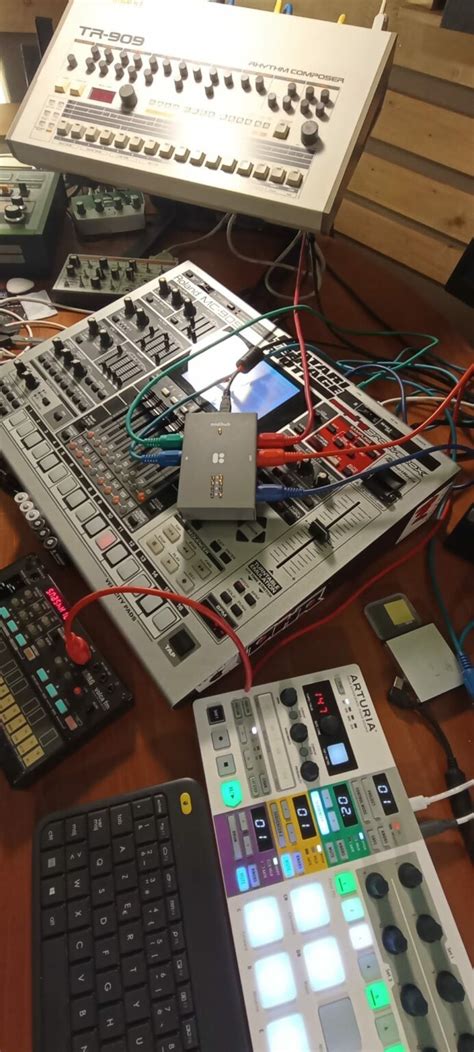 Midihub Blokas Store