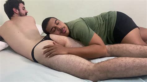 Gassy Pillow Thisvid Com