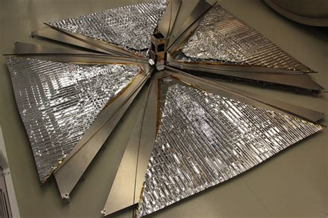 Canadian Cubesat Deploys Drag Sails In Deorbit Demo