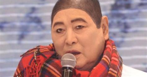 패션 디자이너 앙드레 김 별세