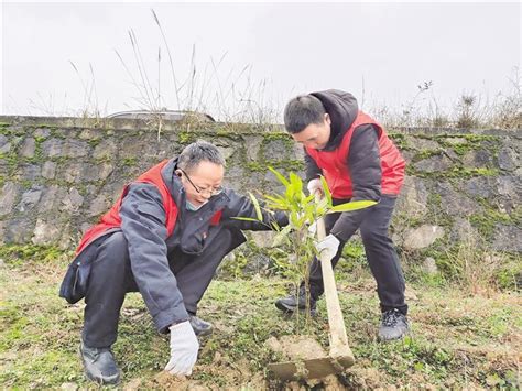 贵州日报