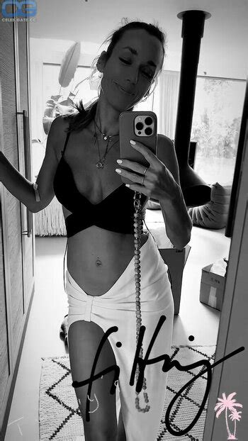 Annemarie Carpendale Warnkross Annemariecarpendale Annie