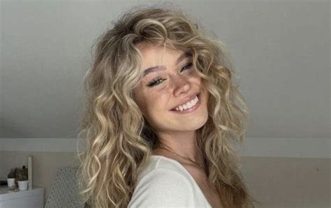 De 4 Beste Manieren Om Je Haar Te Krullen Zonder Krultang