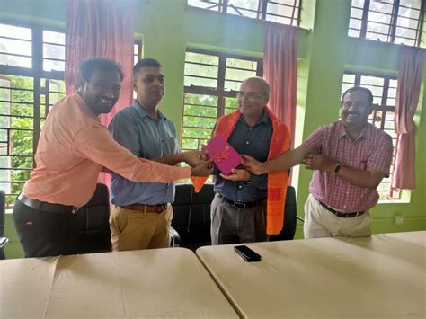 Happy Librarians Day A Small Tribute To Drsr Ranganathan On His 131