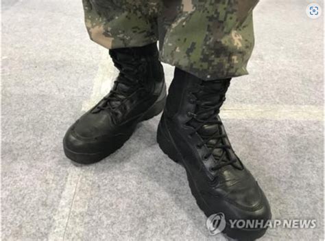 형님들 군화 이쁘지 않습니까 패션 에펨코리아