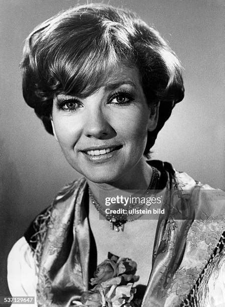 536 Carolin D Photos And High Res Pictures Getty Images