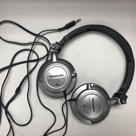 Panasonic Stereo Headphones RP-DJ300, 音響器材, 可攜式音響設備 - Carousell
