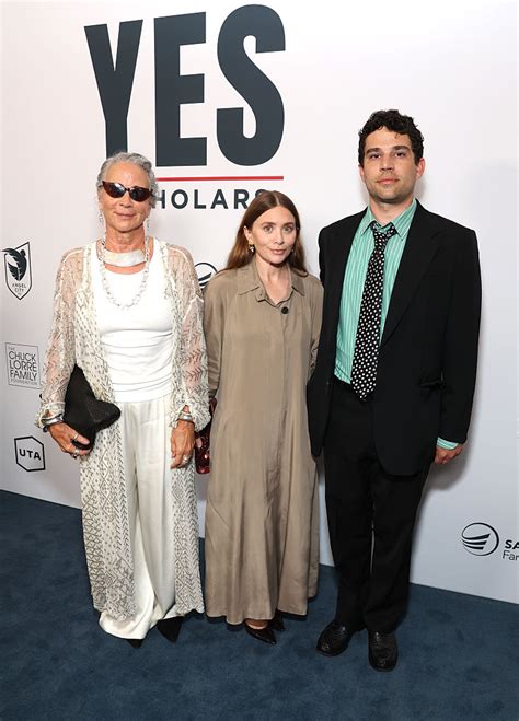 Ashley Olsen Makes Rare Public Appearance Photo