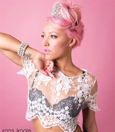 Female Dj Amsterdam Dj For Hire Book Djs For Events