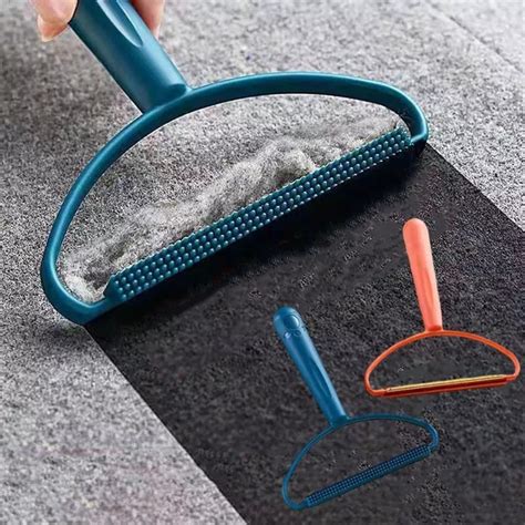 Щітка для видалення шерсті тварин волосся ворсу з килимів меблів та катишків на одязі