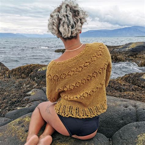 Sex Sweater Icelandic Knitter Hélène Magnússon
