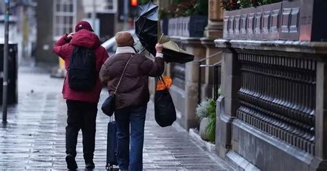 Edinburgh And Lothians Slapped With Severe Weather Warning As Storm Floris Hits Edinburgh Live
