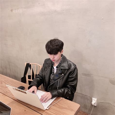 Flask Jsonify 와 Jsondumps의 차이