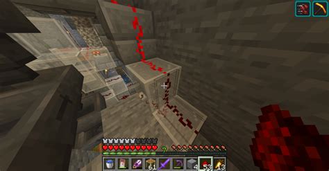 Why Doesnt The Redstone Signal Keep Going Down R Minecraft