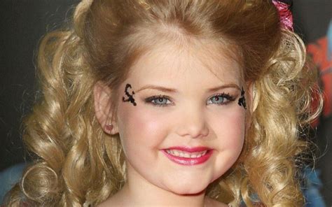 Najlepšu Devojčicu Na Svetu Majka Sa 2 Godine Vodila U Solarijum Izgladnjivala I Nalivala