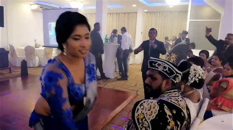 පොඩි අක්කගෙ වෙඩින් එකට චූටි නංගිය දාපු නැටුම 😌 Youtube