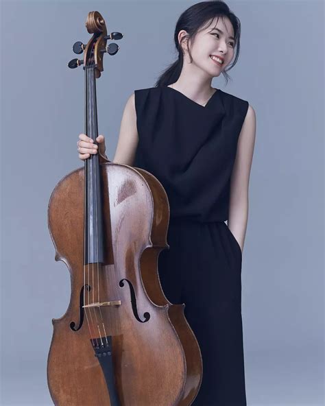 프로필사진 연주자프로필 배우프로필 연주프로필 아리스튜디오 컨셉에 맞는 프로필 사진 촬영을 진행해 드리고 있습니다