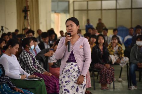 အနာဂတ်မြန်မာနိုင်ငံတော်ရဲ့ပုံရိပ်ကို ချယ်မှုန်း၊ ရေးဆွဲကြမယ့်၊ ဒီလူငယ်တ