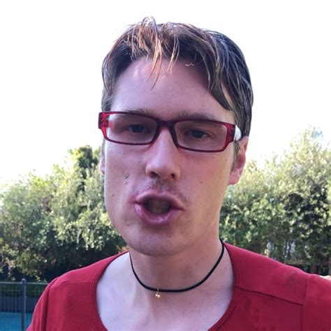 Ethan Dodd Ethandodd23 • Threads Say More