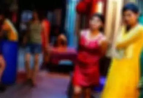 హైదరాబాద్ లో బయట పడ్డ మరో భారీ సెక్స్ రాకెట్