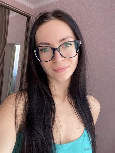 Feel Cute In Glasses 🤓 Scrolller Feel Cute In Glasses 🤓 Scrolller