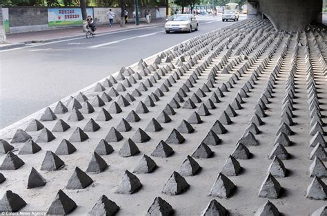 What Is Hostile Architecture 25 Examples Of Defensive Architecture Archute