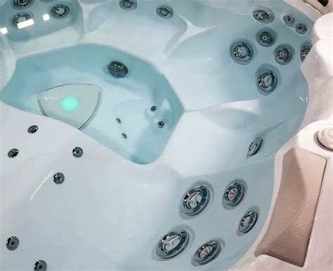 Hot Tubs Hydropool Bristol