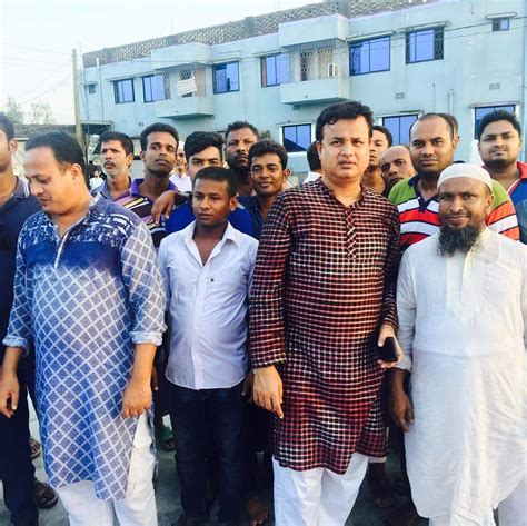 Md Mosharrf Hossain