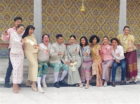 ชมภาพ จุ๊บแจง วิมลพันธ์ ดาราสาววัย 53 ปี ควงแฟนหนุ่มเข้าวิวาห์