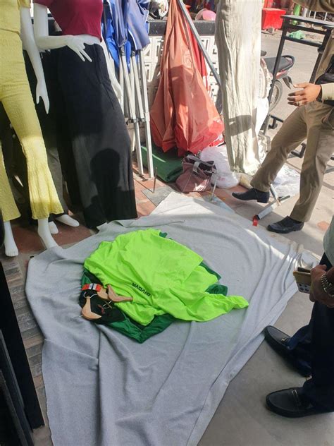 មុខសញ្ញាបក្ខពួកមេក្លោងក្រុមលួចអីវ៉ាន់តាមបណ្ដារោងចក្រ សហគ្រាស ក្នុងខេត្ដកំពង់ស្ពឺ