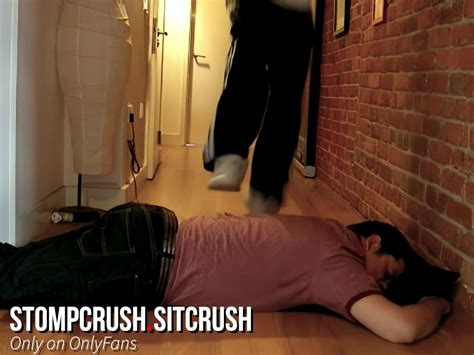 hot straight dom running and stomping his slave