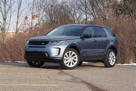 At Least The 2020 Land Rover Discovery Sport Looks Good Cnet