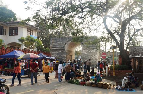 ကျိုင်းတုံမြို့၌ တစ်နှစ်လျှင် တစ်ရက်သာကျင်းပသည့် စော်ဘွားဟောင်းဈေးနေ့ က