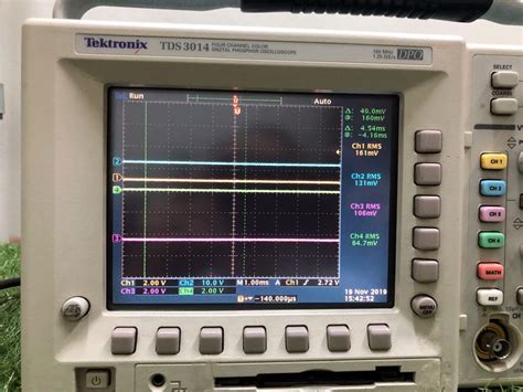Tektronix Digital Oscilloscope Audio Other Audio Equipment On Carousell