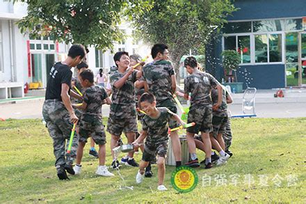 丰富多彩的拓展小游戏 深圳自强军事训练夏令营图片