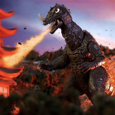 Titanic Creations Yongary Figure What Are Your Thoughts On It R Godzilla