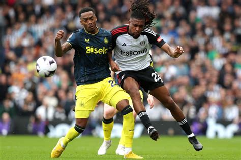 Joe Willock Injury Update As Newcastle United Suffer Fresh Blow
