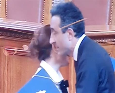 ЛОРЕР „ПРЕКРАСНОТО“ ИЗМЕКЯРЧЕ ЗА ПРЕД ЕХАЛЕТО УЖ СЕ БИЕ С „МАФИЯТА ГЕРБ“ ЗАД КУЛИСИТЕ СЕ