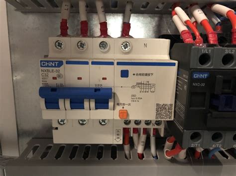 Chint 3 Phase Circuit Breaker Ckj Cnc