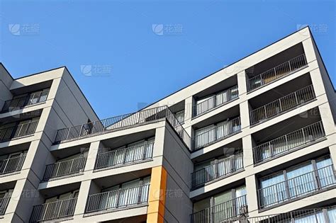 现代公寓楼的立面