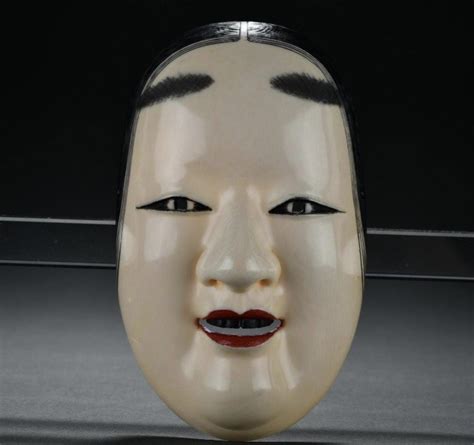 牙雕大師作品 頂級日本藝術品 面具本身約16公分高 一整片猛獁象牙能面精雕 非保育類世所罕見 忍痛讓藏 興趣及遊戲 收藏品及紀念品