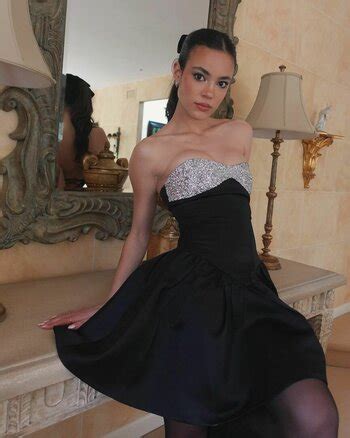 Ella Mendelsohn Ellamendelsohn Nude Leaks Thefappening